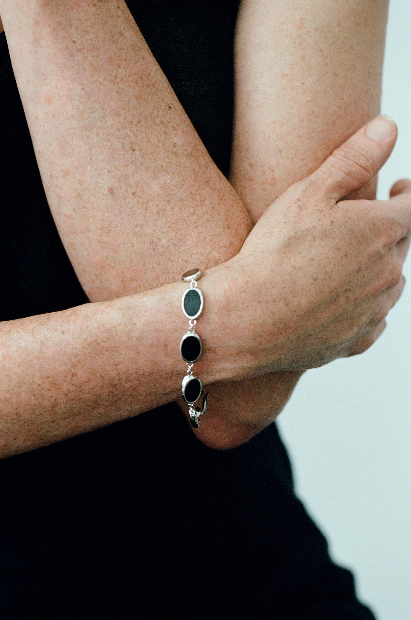 Onyx / Red Oval Bracelet – ABOAB